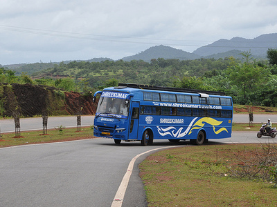 shreekumar travels bus roa